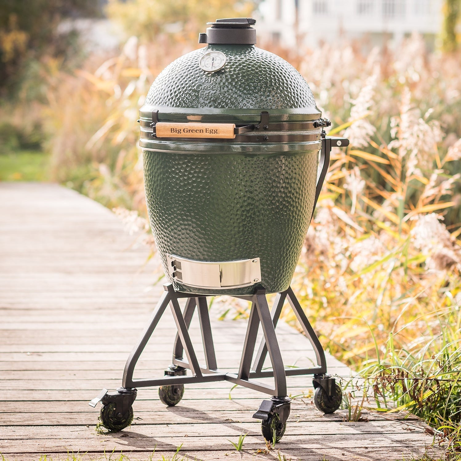 Large Big Green Egg + intEGGrated Nest Package - Smoker Guru
